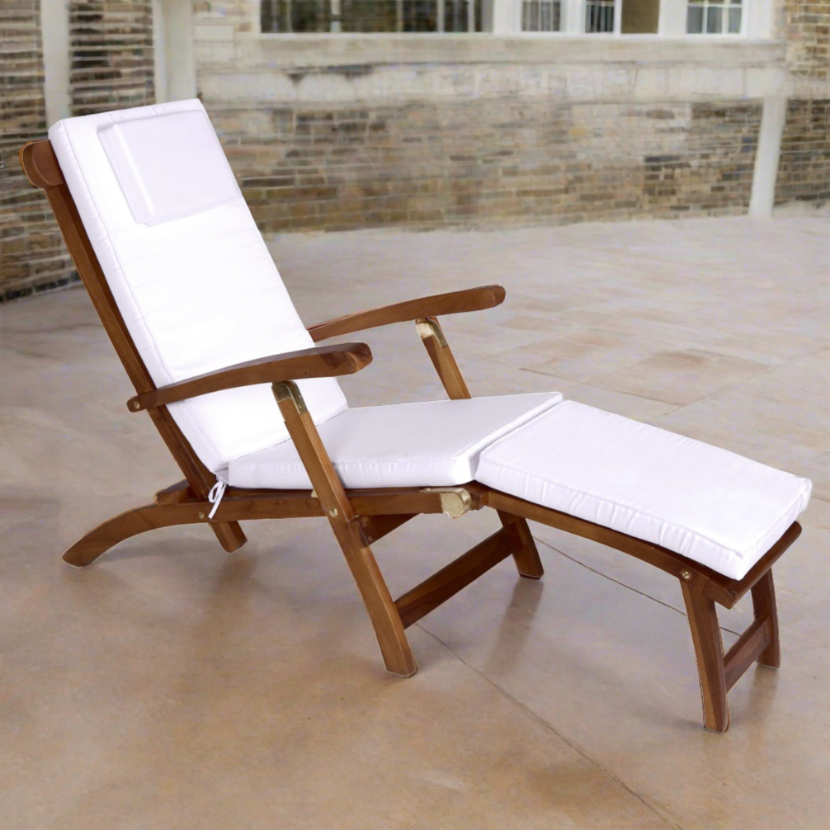 All Things Cedar 5-Position Steamer Chair with Royal White