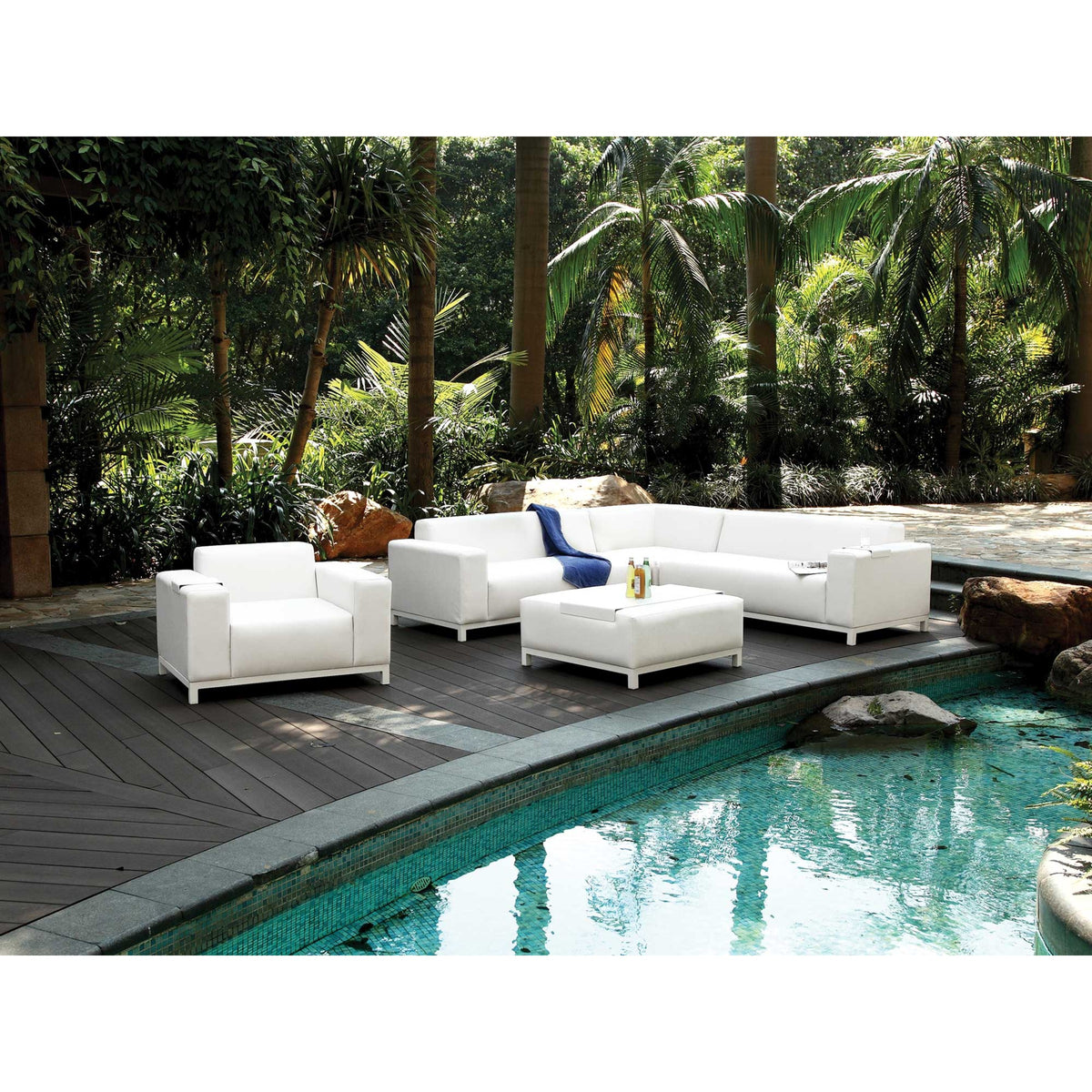 Whiteline Modern Living Andrew 5-Piece Outdoor Living Collection ...